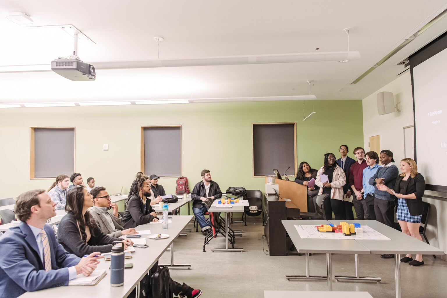 Urban Development Simulations Help 2 Groups Of Students Learn How To ...